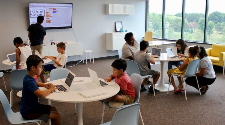 STEAM and STEM Classes for Kids in Chicago's Western Suburbs