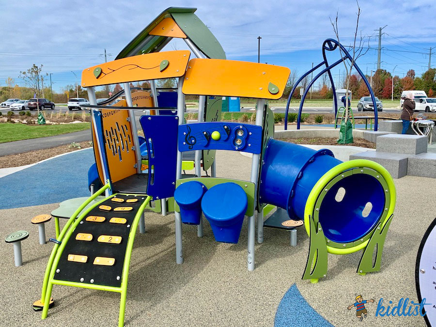 New Park Alert! Wolf’s Crossing Community Park in Naperville